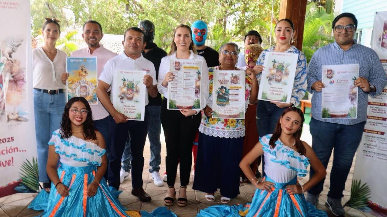 Edwin Luna y La Trakalosa, gratis por aniversario de Isla Mujeres